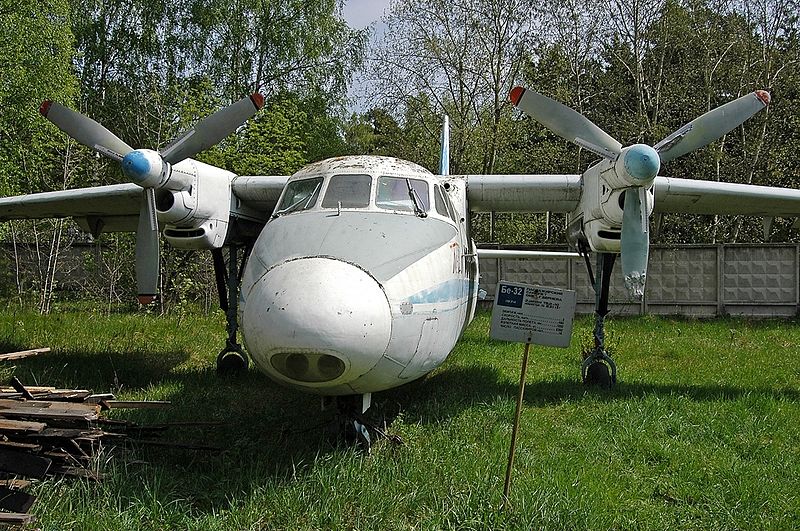 AviationsMilitaires.net — Beriev Be-30 (OTAN : Cuff)