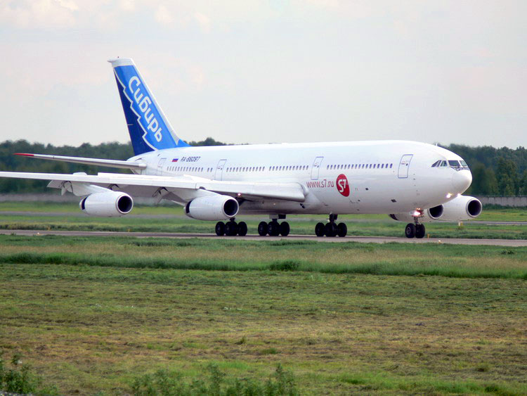 Iliouchine Il-86 (OTAN : Camber)