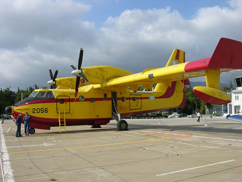Canadair CL-415 Super Scooper